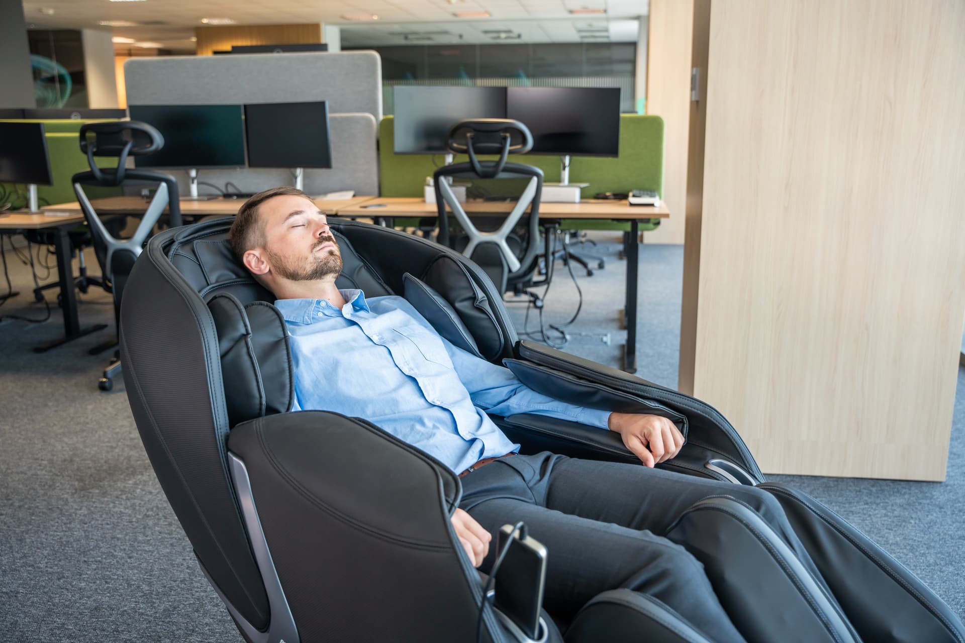 KOMODER UK Massage Chairs. Electric Massage Chairs for home and office